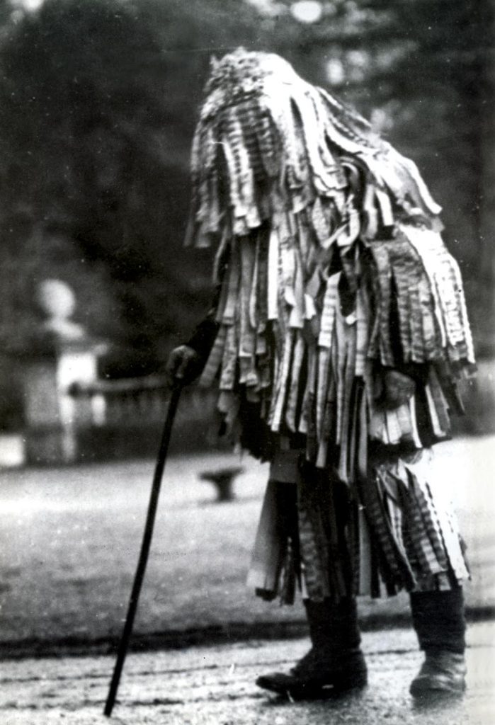 Biography | Hugh Lupton